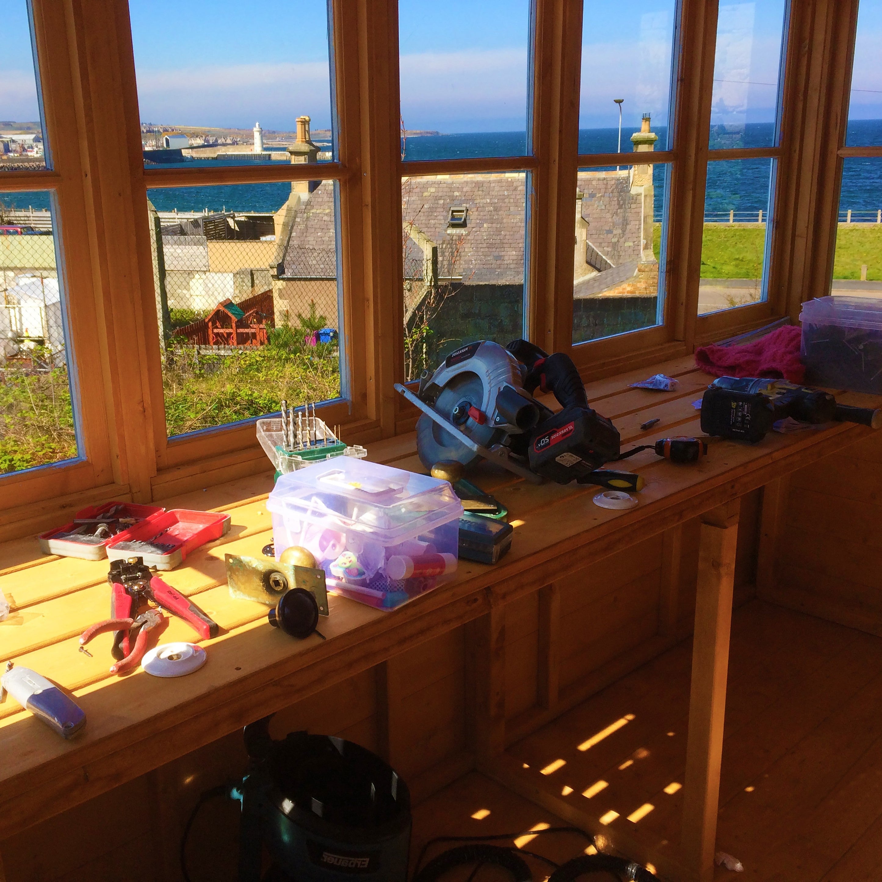 Shire Sun 8' 5" x 6' 5" Pent Potting Shed - Premium Dip Treated Shiplap ...